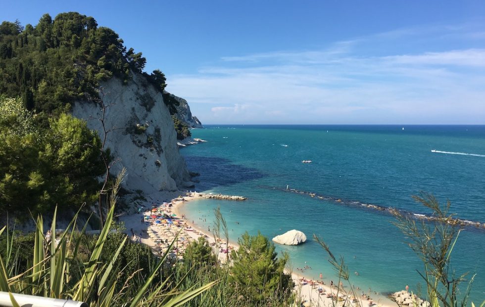 The Best Beaches in Le Marche, Italy | The Italian On Tour - Small ...